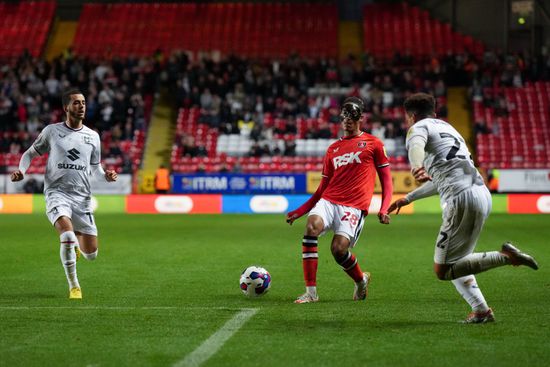 Sean Clare Charlton Athletic 28 Editorial Stock Photo - Stock Image ...