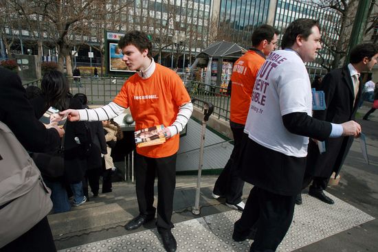 Young Udf Members Distribute Advertising Leaflets Editorial Stock Photo ...