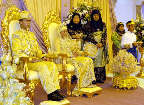 Bruneis Sultan Hassanal Bolkiah Royal Family Editorial Stock Photo ...