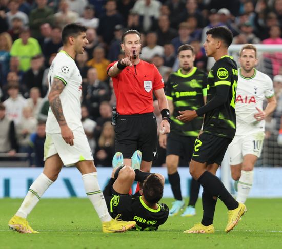 Lr Tottenham Hotspurs Cristian Romero Mateus Editorial Stock Photo ...