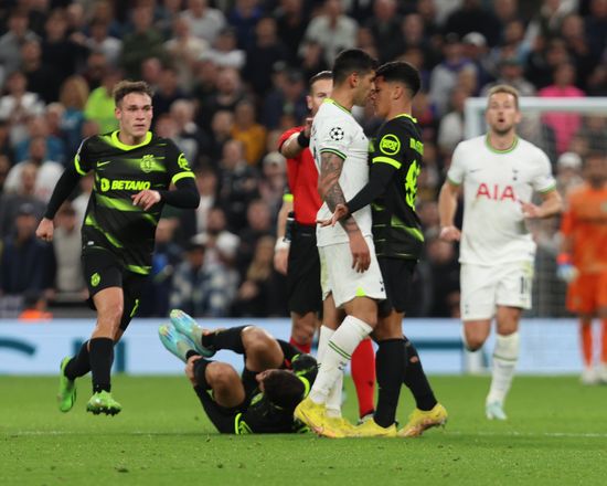Lr Tottenham Hotspurs Cristian Romero Mateus Editorial Stock Photo ...