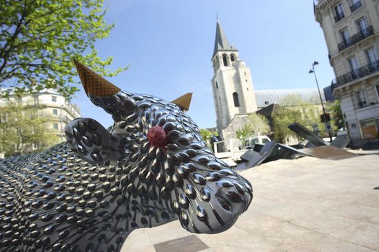 Cow Mens Agitat Molem Designed By Editorial Stock Photo - Stock Image ...