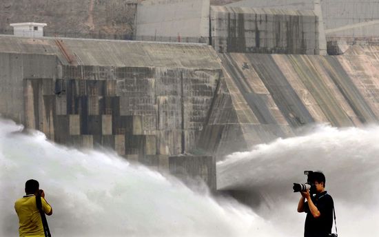 Photographers Take Pictures During Desilting Process Editorial Stock ...