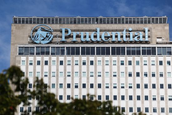 Prudential Logo Seen On Building Chicago Editorial Stock Photo - Stock ...