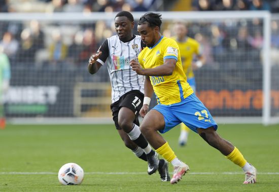 Torquay United Player Dillon De Silva Editorial Stock Photo - Stock ...