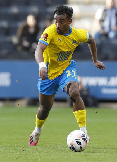 Torquay United Player Dillon De Silva Editorial Stock Photo - Stock ...