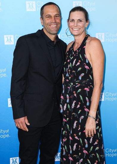 American Singersongwriter Jack Johnson Wife Kim Editorial Stock Photo ...