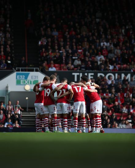 Bristol City Team Huddle Editorial Stock Photo - Stock Image | Shutterstock