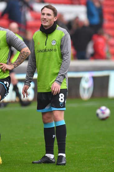 Forest Green Rovers Midfielder Regan Hendry Editorial Stock Photo ...