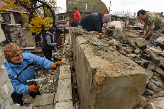 Volunteers Clean Debris House Destroyed Combat Editorial Stock Photo ...