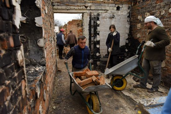Volunteers Clean Debris House Destroyed Combat Editorial Stock Photo ...
