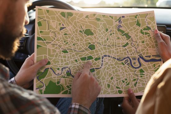 Man Woman Checking Map Car Resolution Editorial Stock Photo - Stock ...