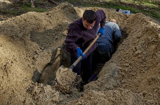 Ukrainian Men Dig Grave During Exhumation Editorial Stock Photo - Stock ...