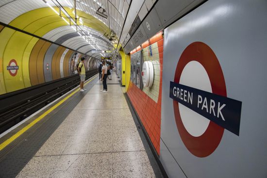 London Underground Subway Train Station Jubilee Editorial Stock Photo ...