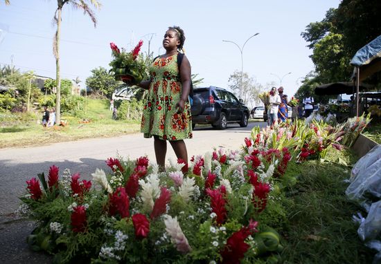 Florists Street Vendors Offer Bouquets Flowers Editorial Stock Photo ...