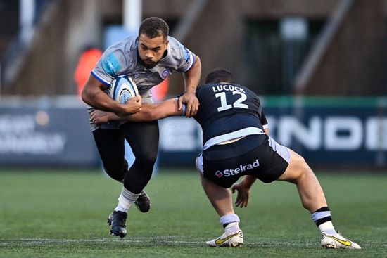 Ollie Lawrence Bath Rugby Takes On Editorial Stock Photo - Stock Image ...