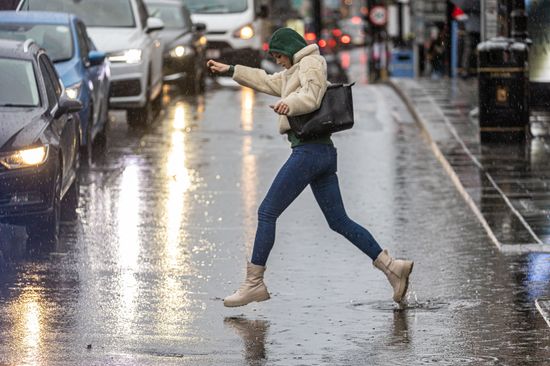 Members Public Brave Flash Flooding Putney Editorial Stock Photo ...