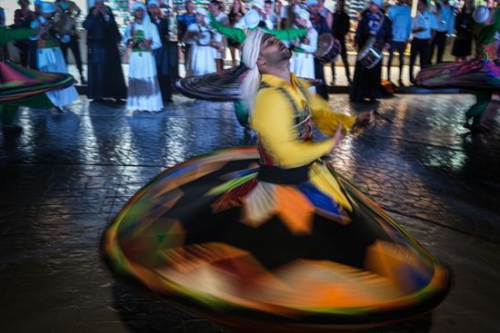 Egyptian Tradional Dancer Performs Tanoura Dance Editorial Stock Photo ...