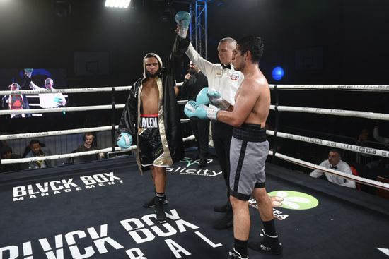 Kaylem Foreman Blackgold Shorts Defeats Fernando Editorial Stock Photo ...