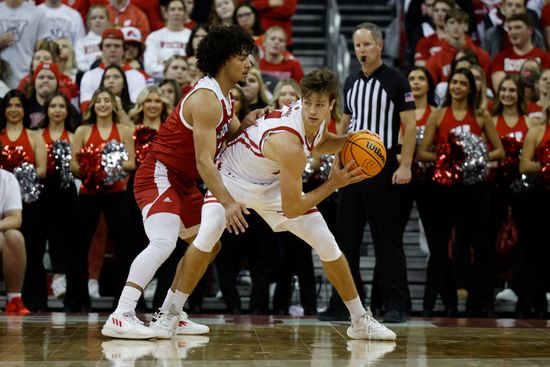 Wisconsin Badgers Forward Carter Gilmore 14 Editorial Stock Photo ...