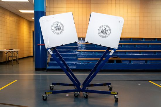 Privacy Booths Filling Out Ballot On Editorial Stock Photo - Stock ...