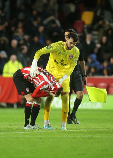David Raya Consoles Mikkel Damsgaard Brentford Editorial Stock Photo ...