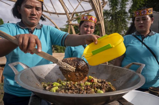 Bada Tribal Indigenous People Demonstrate Making Editorial Stock Photo ...
