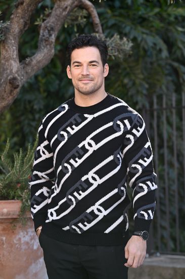 Canadian Actor Giacomo Gianniotti During Photocall Editorial Stock ...