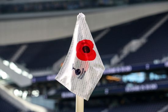 Tottenham Hotspur Corner Flag Poppy Tottenham Editorial Stock Photo ...