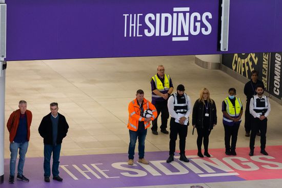 Passengers Staff Stop Observe Two Minute Editorial Stock Photo - Stock ...