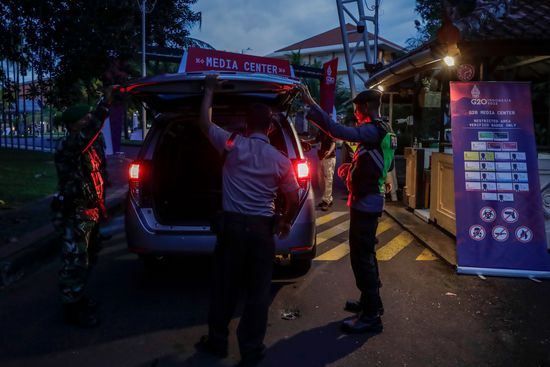 Security Officers Inspect Car Checkpoint Before Editorial Stock Photo ...