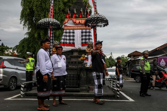 Police Officer Balinese Traditional Security Officer Editorial Stock ...