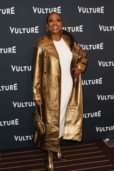 Sheryl Lee Ralph Poses On Red Editorial Stock Photo - Stock Image ...