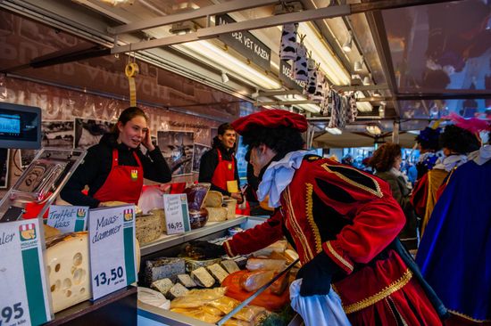 St Nicholas Helpers Without Blackface Giving Editorial Stock Photo ...