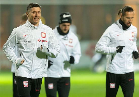 Robert Lewandowski During Press Conference Training Editorial Stock ...