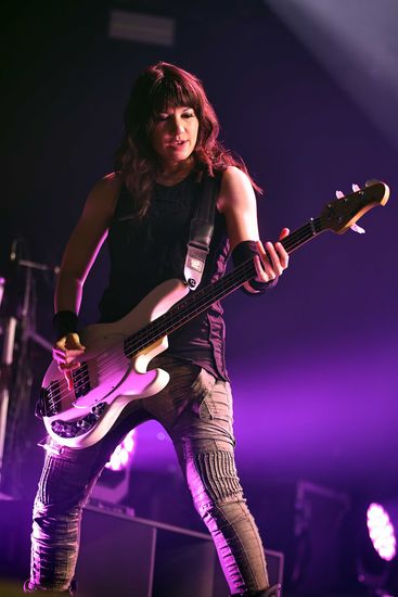 Emma Anzai Evanescence Birmingham Arena Birmingham Editorial Stock ...