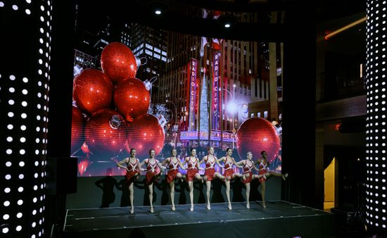 Members Radio City Rockettes Dance Group Editorial Stock Photo - Stock ...