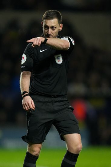 Referee Simon Mather Editorial Stock Photo - Stock Image | Shutterstock
