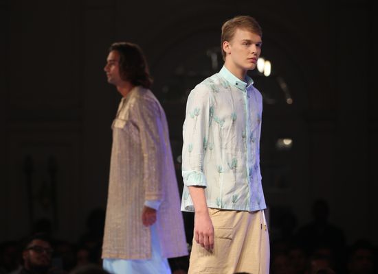 Models Walk Runway Presenting Creation Asanka Editorial Stock Photo ...