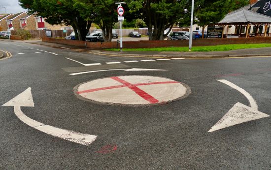 George Crosses Still Remain On Roundabouts Editorial Stock Photo ...