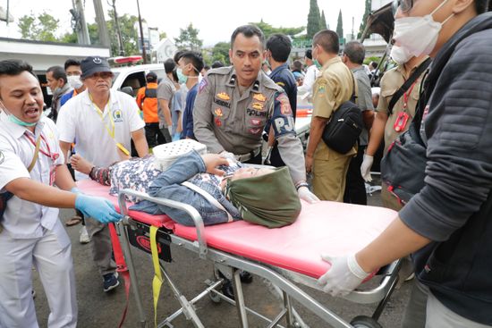 Rescuers Carry Injured Victim Earthquake Hospital Editorial Stock Photo ...