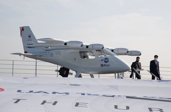 People Look Oppav Drone Taxi Made Editorial Stock Photo - Stock Image ...