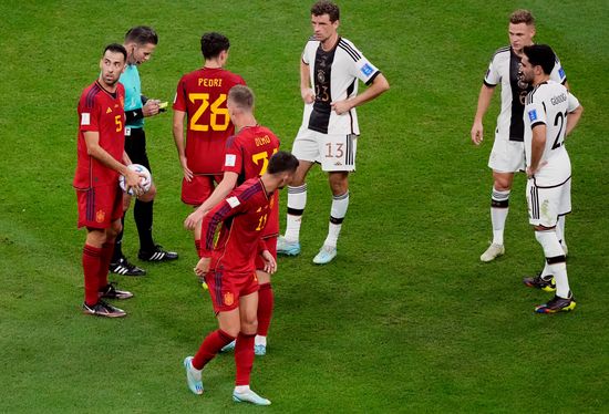 Sergio Busquets Spain Seen Ball Referee Editorial Stock Photo - Stock ...