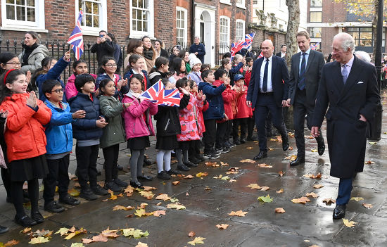 King Charles Iii Smiles Pupils Waving Editorial Stock Photo - Stock ...