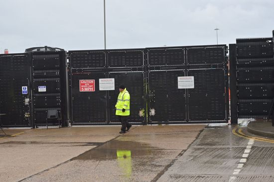 Security Guard Patrols Entrance Dover Immigration Editorial Stock Photo ...