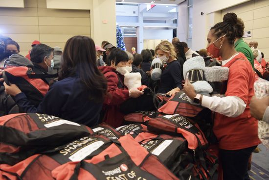 Safeway Community Partners Gives Lunch Box Editorial Stock Photo ...