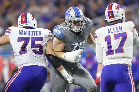 Detroit Lions Defensive End John Cominsky Editorial Stock Photo - Stock ...