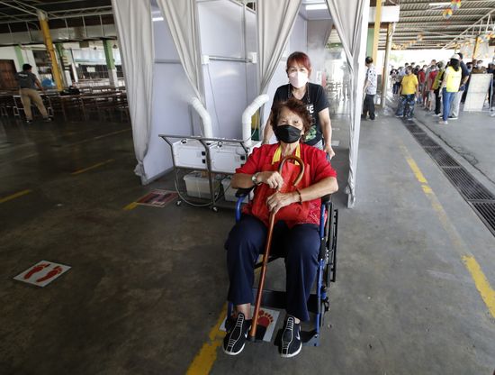 Malaysian Voter Arrives Wheel Chair Cast Editorial Stock Photo - Stock ...