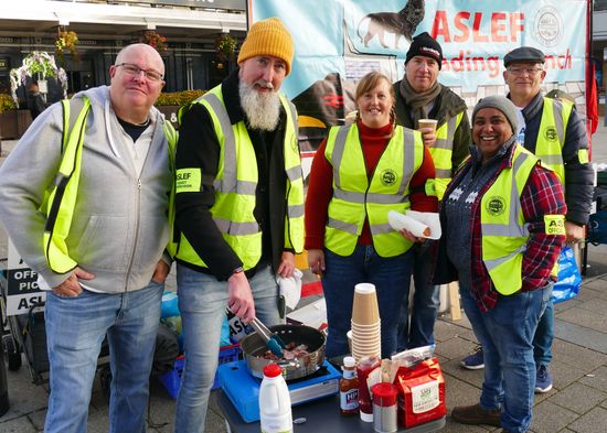 Aslef Members Official Picket Line Cook Editorial Stock Photo - Stock ...