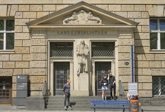Rhinemain University State Library Rheinstrasse Wiesbaden Editorial Stock Photo - Stock Image ...